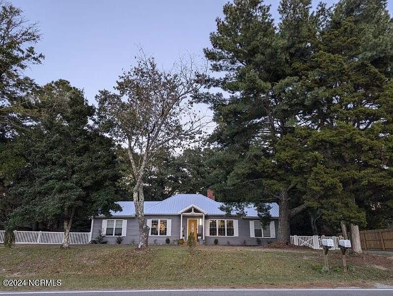 1425 Central Drive, Southern Pines, NC 28387 | MLS #100473339 | Zillow