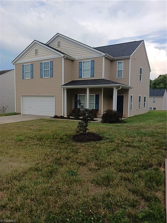 2 Berea Ct, Greensboro, NC 27406 | MLS #1115137 | Zillow