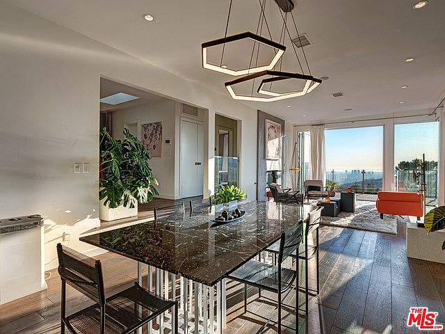 2425 Solar Dr, Los Angeles, CA 90046 | Zillow