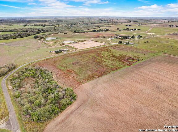 3978 County Road 204, Falls City, TX 78113 | MLS #1730688 | Zillow