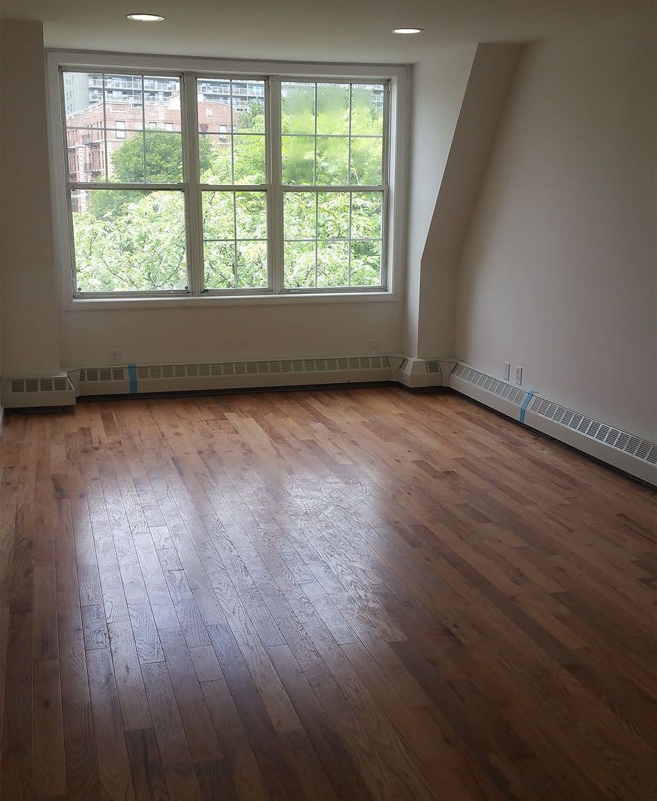 1090 Woodycrest Ave, Bronx, NY 10452 | Zillow