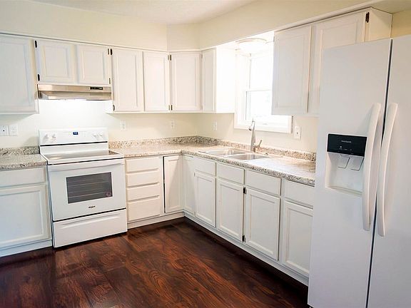 107 N 1st St, West Point, IL 62380 | MLS #12393598 | Zillow