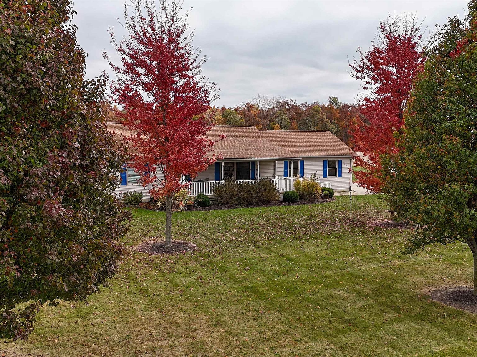 11637 S 100th Rd E, Warren, IN 46792 | Zillow