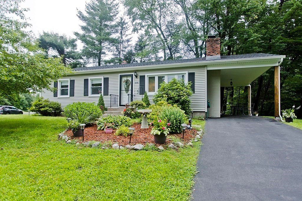 1041 Burts Pit Rd, Northampton, MA 01062 | Zillow