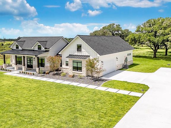 180 Sophie Ranch Rd, Inez, TX 77968 | Zillow