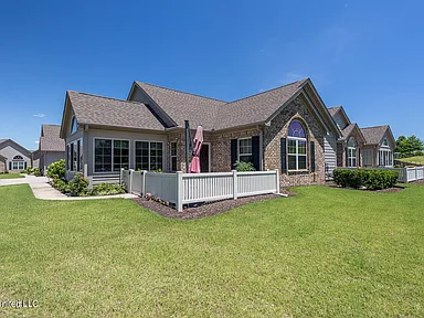 8657 Parkview Oaks Cir Olive Branch MS | Zillow