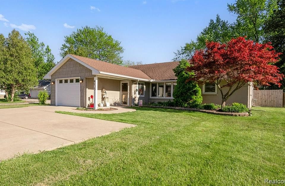 6035 Corunna Rd, Flint, MI 48532 | Zillow