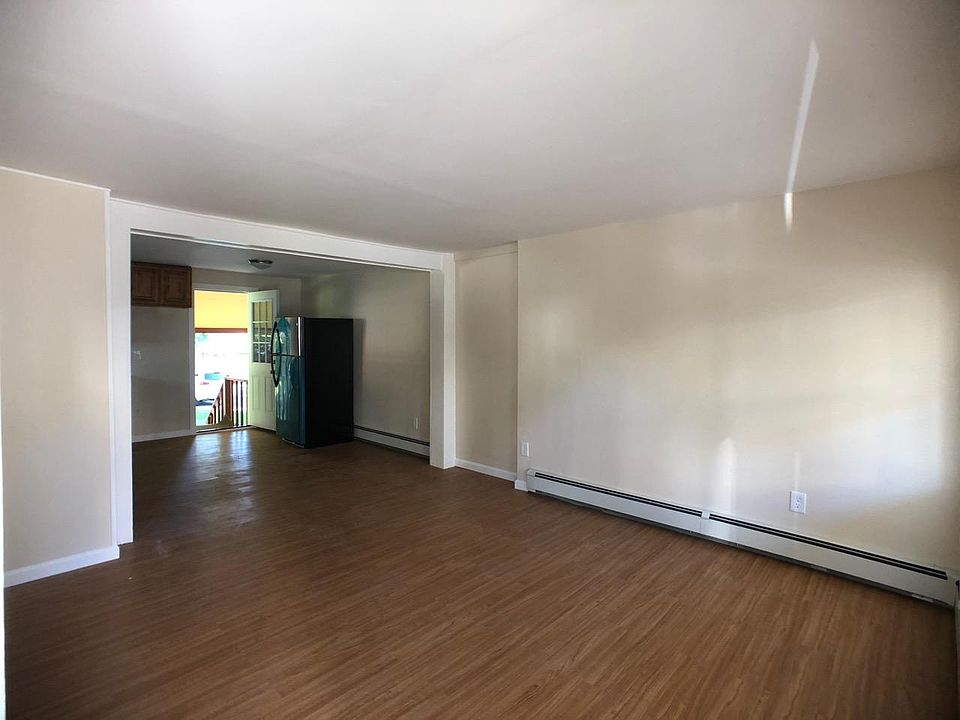 18 Cross St, Beacon, NY 12508 | Zillow