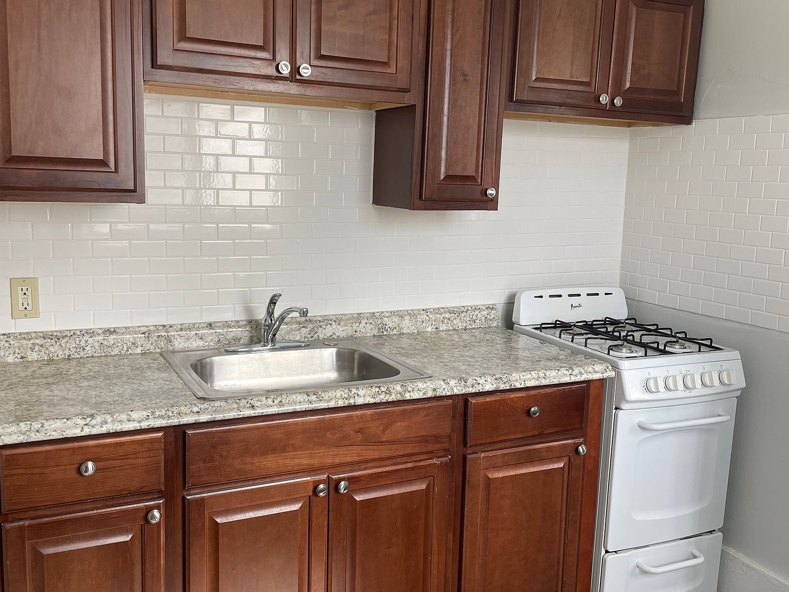 239 Andrews St, Rochester, NY 14604 | Zillow