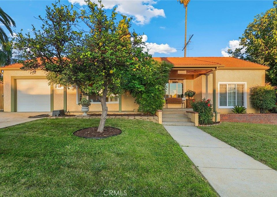 12379 Crestwood Dr, Yucaipa, CA 92399 | MLS #EV23172171 | Zillow