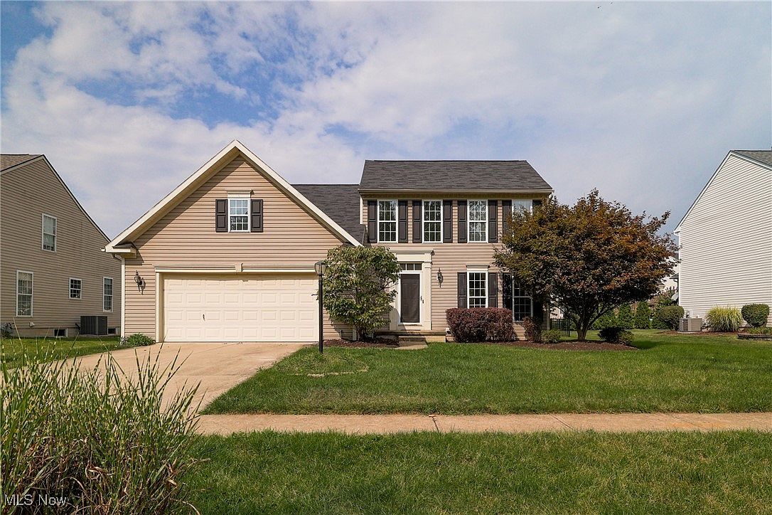 200 Weatherstone Ct, Akron, OH 44321 | Zillow