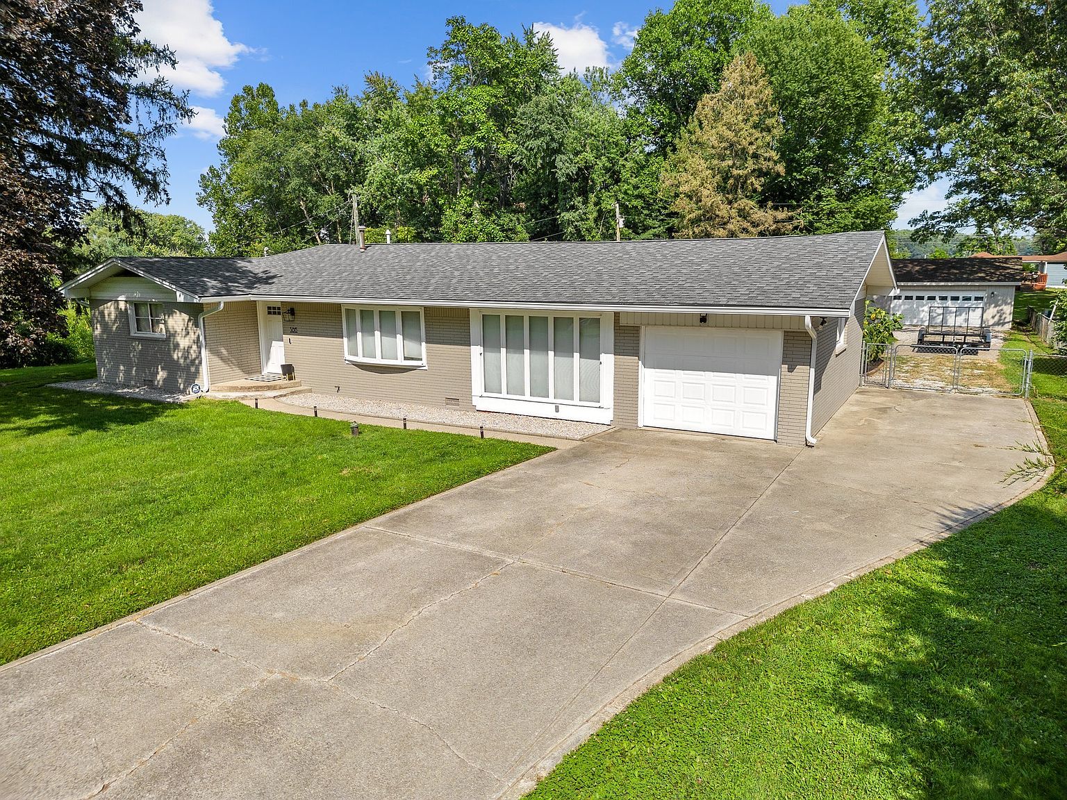 3815 Adams Dr, Martinsville, IN 46151 | Zillow