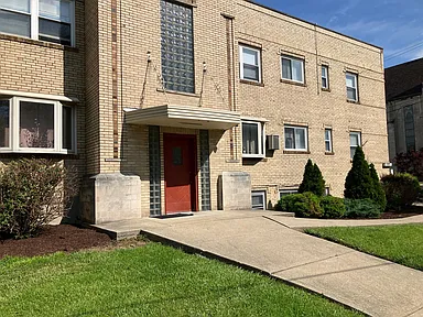 5297 Montgomery Rd Cincinnati OH | Zillow
