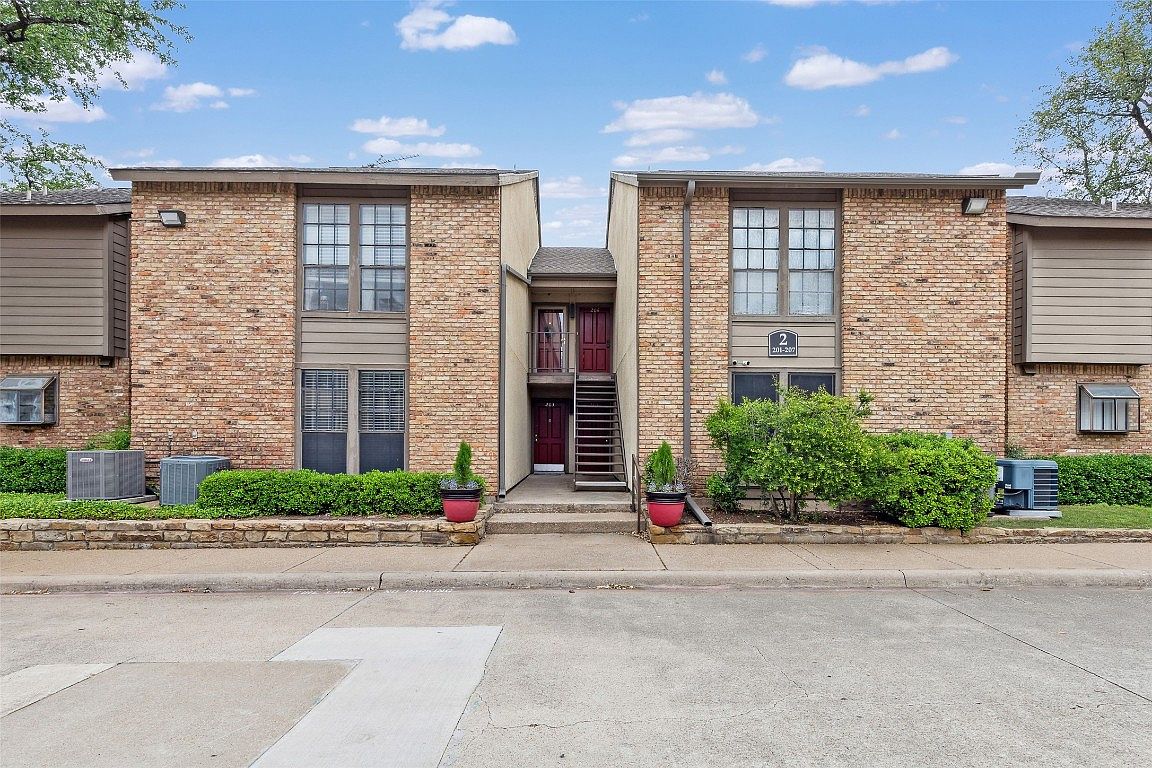 15221 Berry Trl APT 203, Dallas, TX 75248 | MLS #20595925 | Zillow