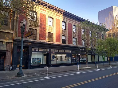 Everett Micro Lofts - 318 NW Broadway Portland OR | Zillow