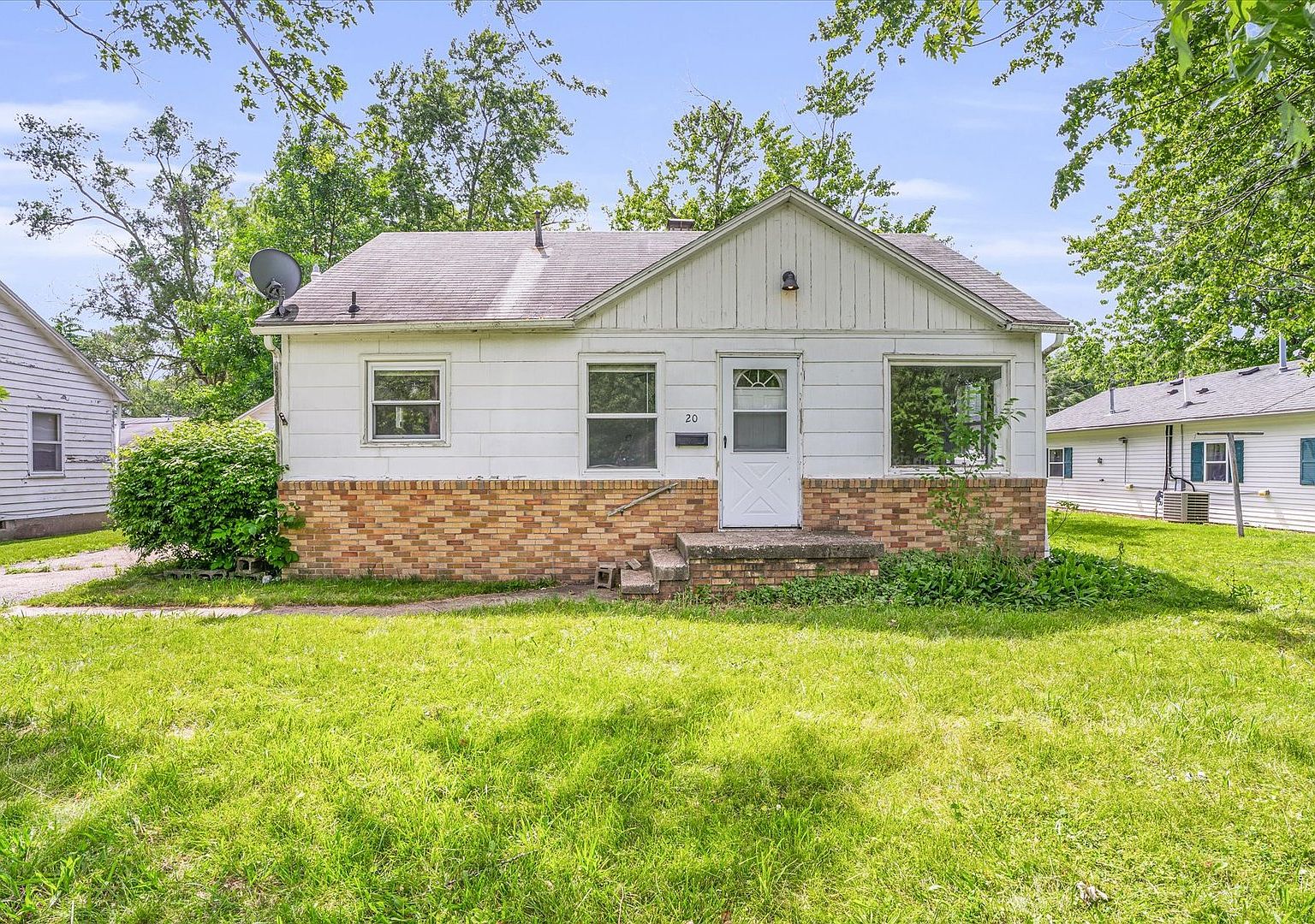 20 Charles Dr, Rantoul, IL 61866 | Zillow