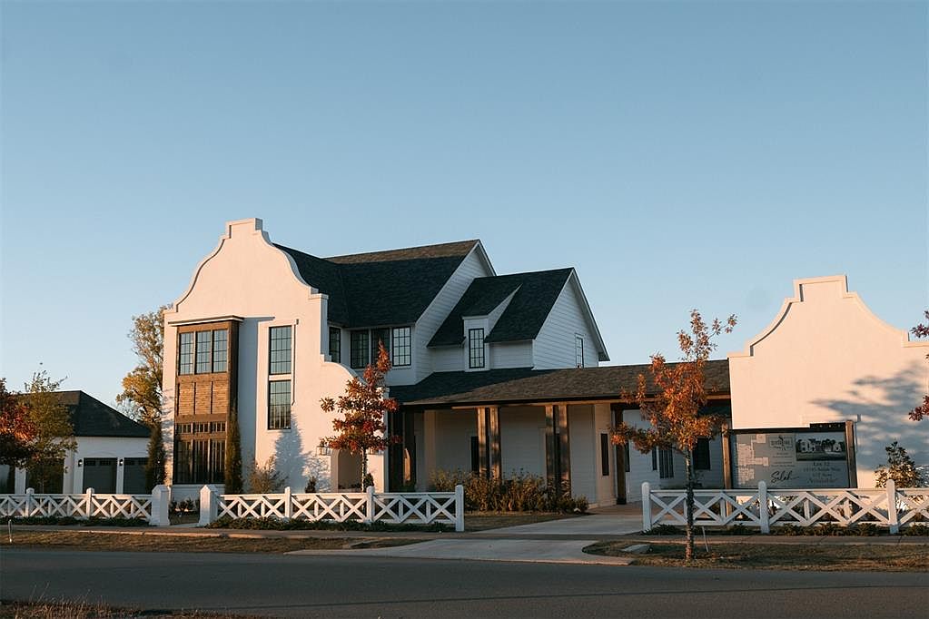 18745 Selah Way, Norman, OK 73072 | Zillow