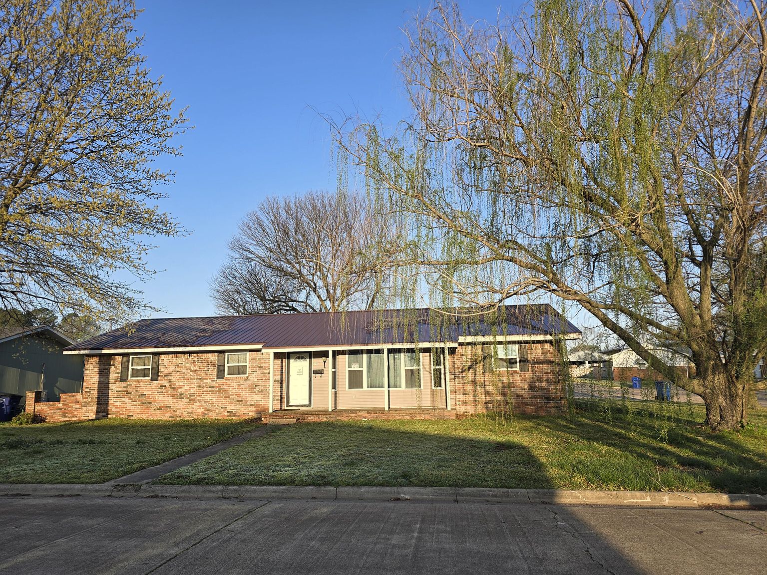 1219 D St NE, Miami, OK 74354 | Zillow