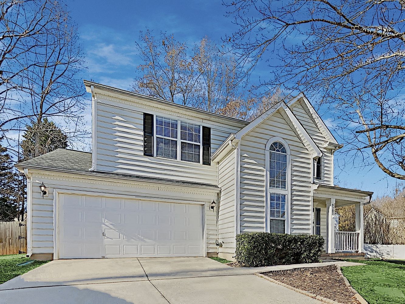 9203 Darbyshire Pl, Charlotte, NC 28216 | Zillow