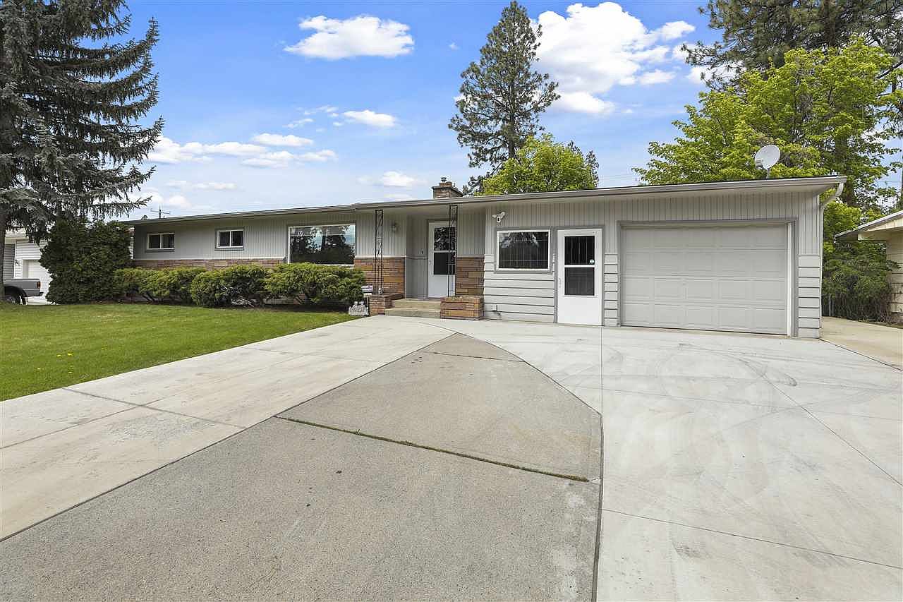 7319 N Monroe St, Spokane, WA 99208 | Zillow