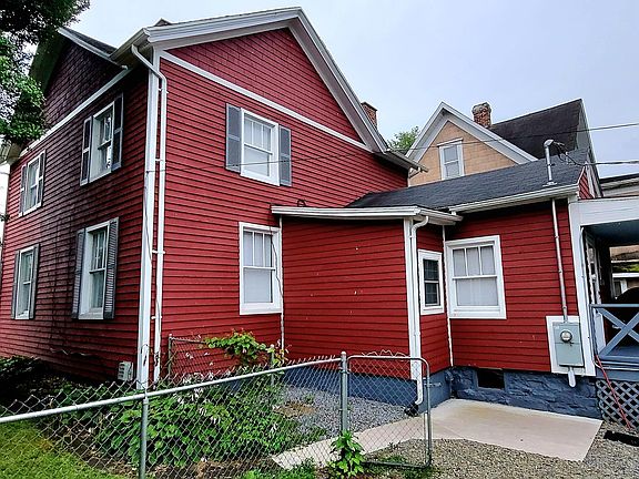 109 Ballengee St, Hinton, WV 25951 | MLS #23-908 | Zillow