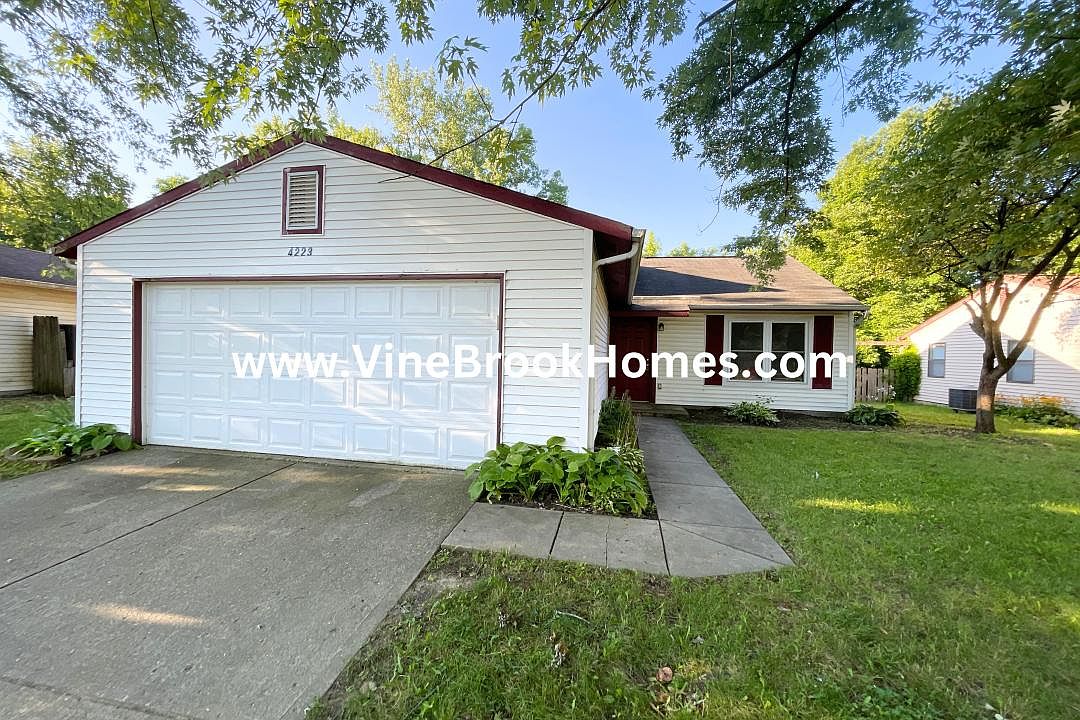 4223 Clayburn Dr Indianapolis In 46268 Zillow