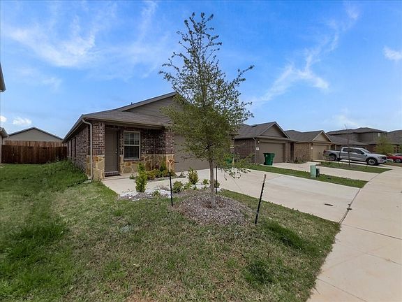 3517 Mildren Bnd, Crandall, TX 75114 | MLS #20574642 | Zillow