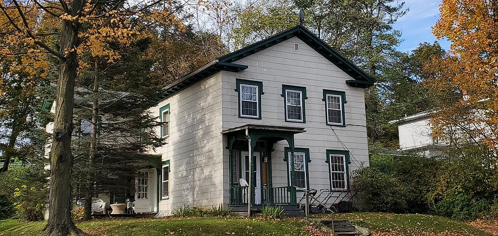 11 York Ave, Towanda, PA 18848 | Zillow