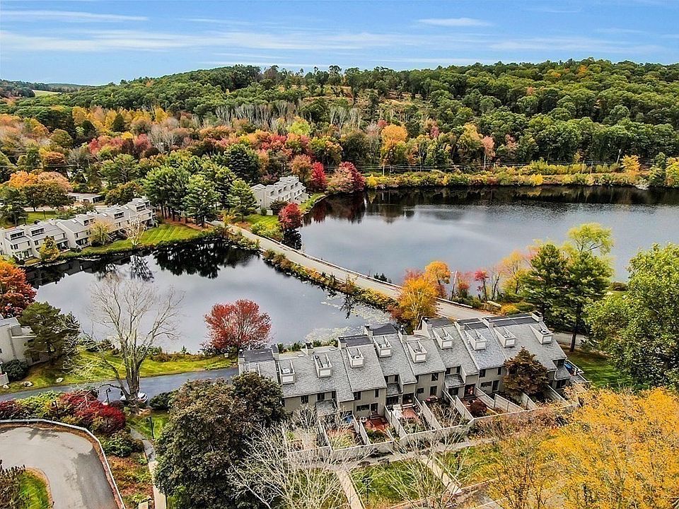 112 Mill Pond #112, North Andover, MA 01845 | Zillow