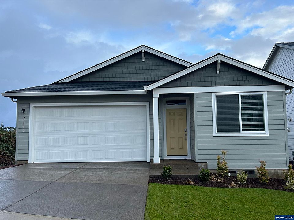 2613 Mount Saint Helens Ave SE, Salem, OR 97302 | Zillow
