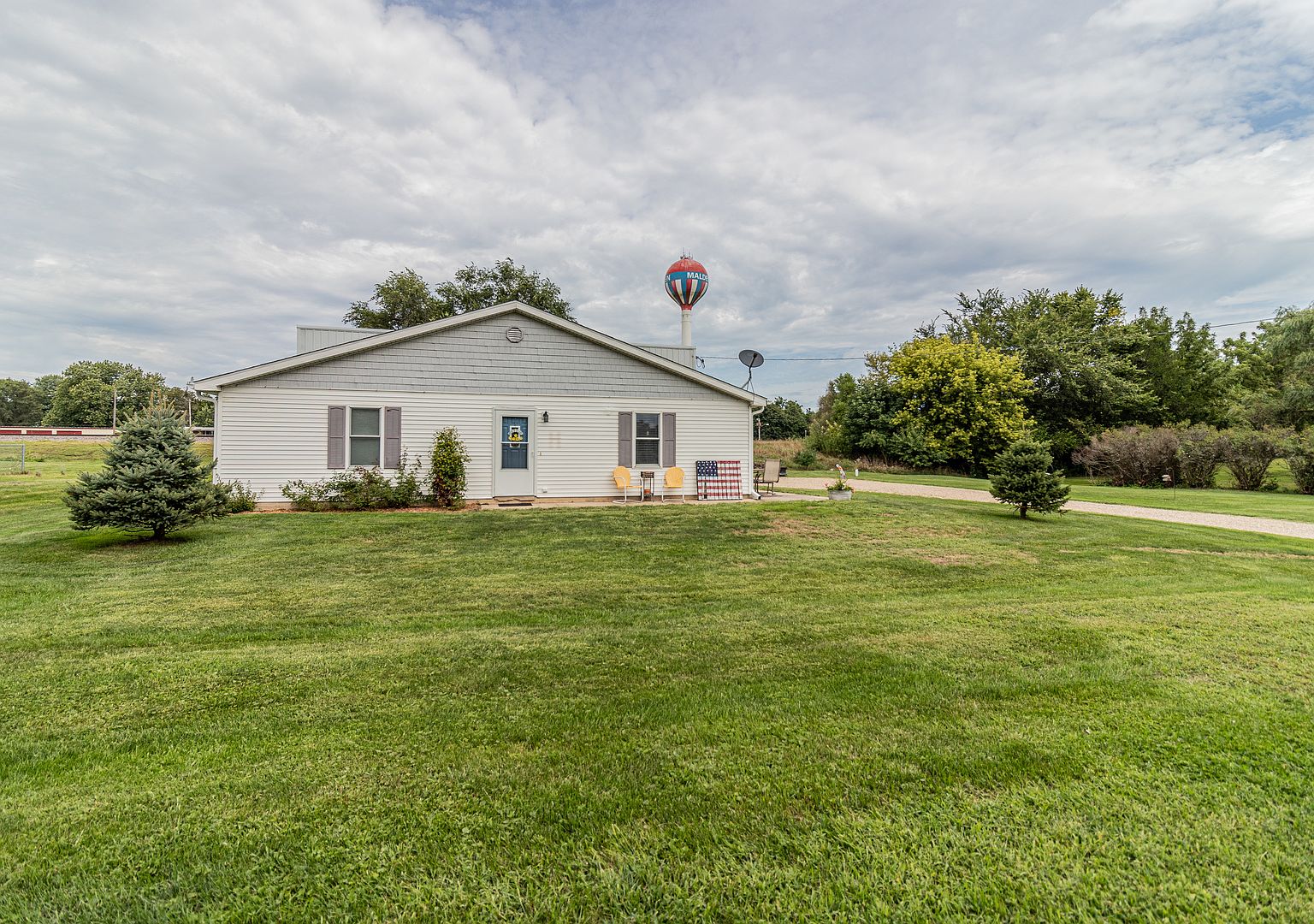 202 W Front St, Malden, IL 61337 | Zillow