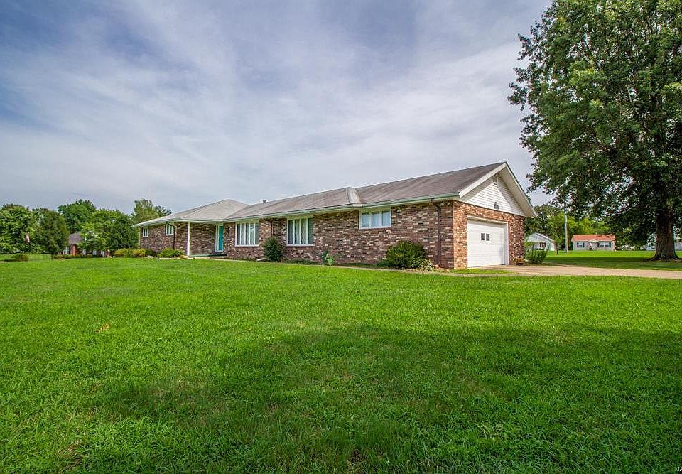 100 Mockingbird Ln, Lebanon, MO 65536 | Zillow