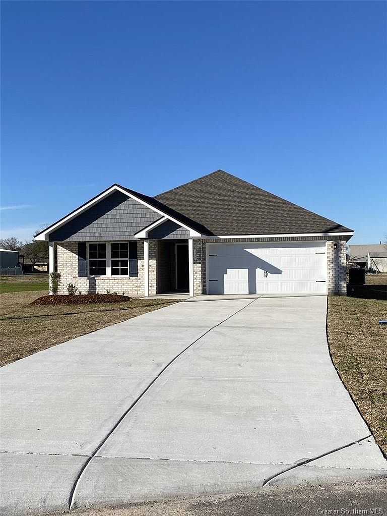 363 Tiffany Dawn Loop, Sulphur, LA 70665 | Zillow