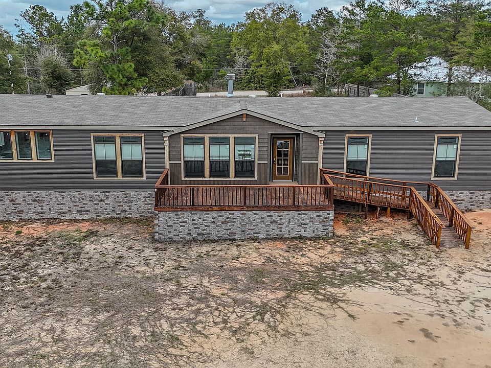 120 W Clover Ln, Defuniak Springs, FL 32433 | MLS #997409 | Zillow