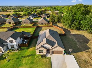 203 Lakeview Cir, Pilot Point, TX 76258 | Zillow