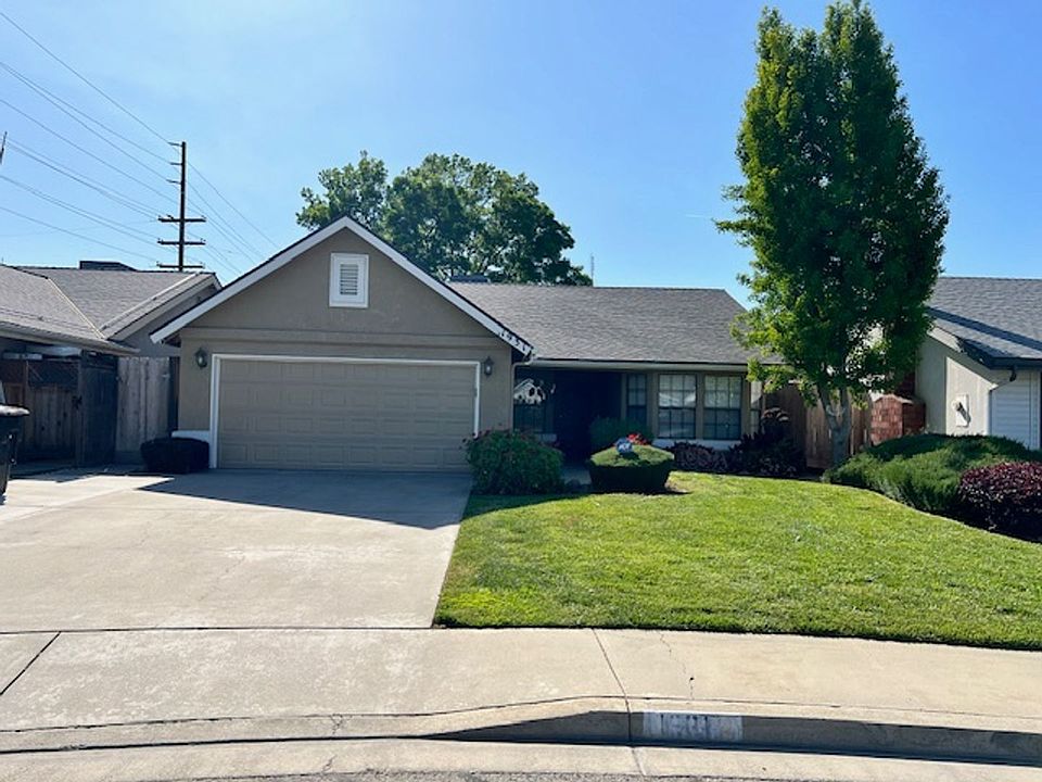 1931 S Stevenson Ct Visalia CA | Zillow