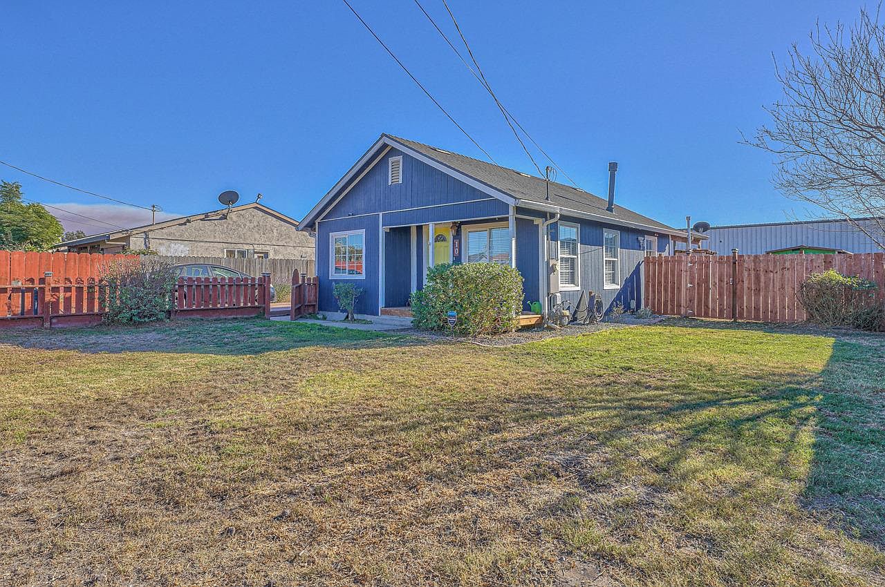 10 Muroc St, Salinas, CA 93907 | Zillow
