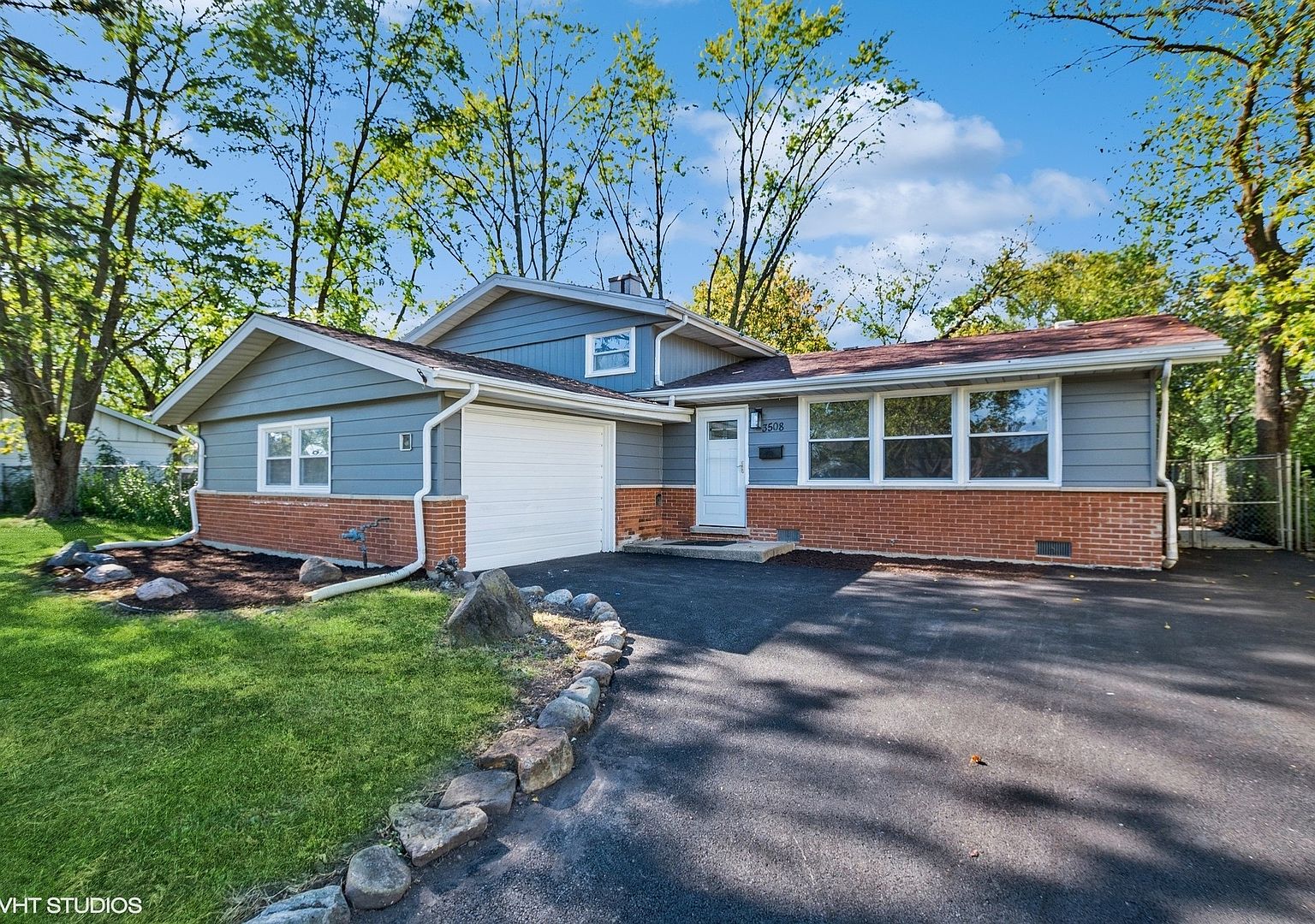 3508 Maple Ln, Hazel Crest, IL 60429 | MLS #12181868 | Zillow