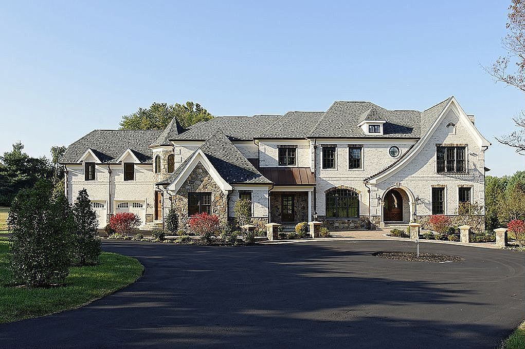 9601 Georgetown Pike, Great Falls, VA 22066 | Zillow