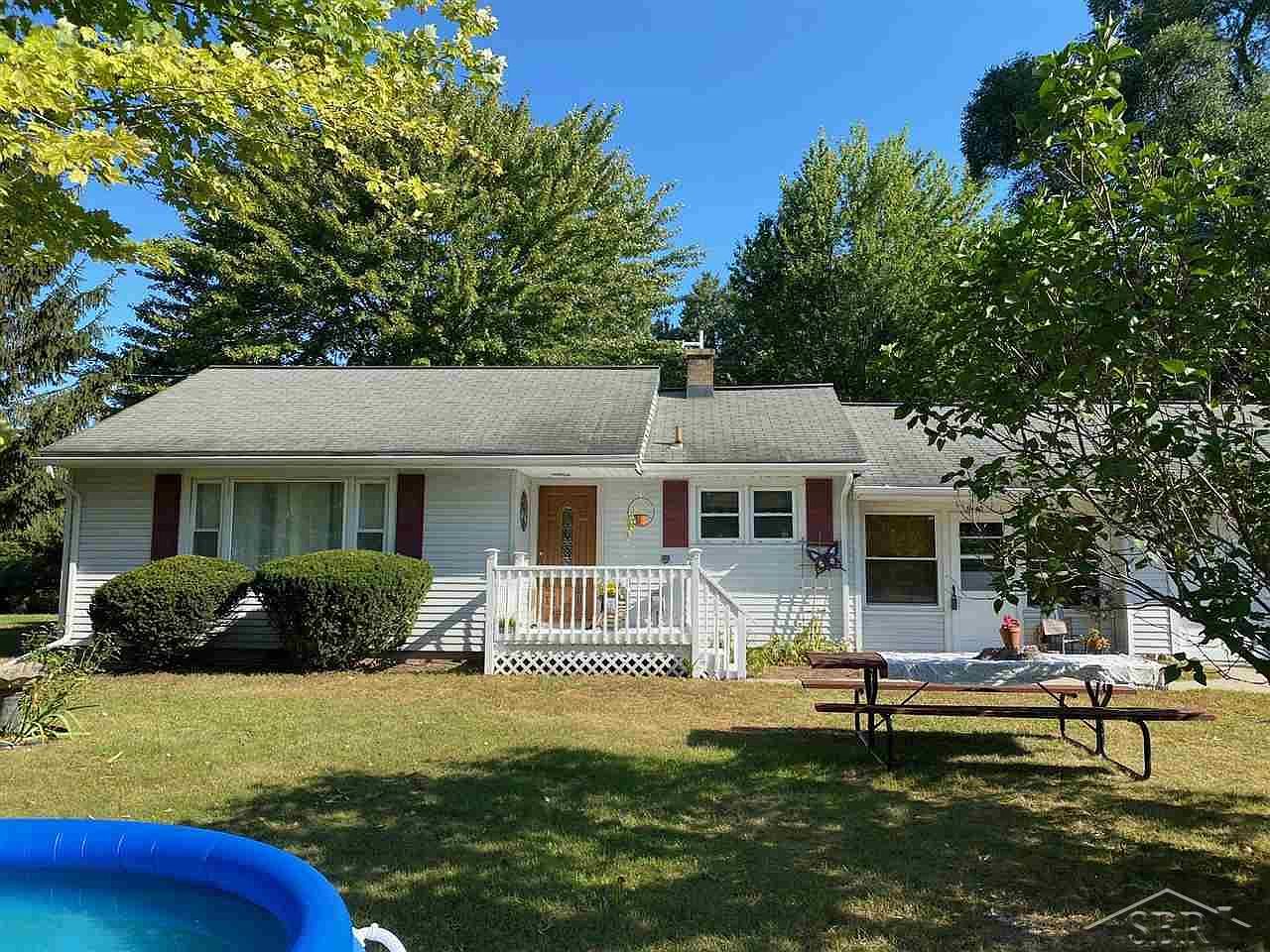 11440 Lakefield Rd, Saint Charles, MI 48655 | Zillow