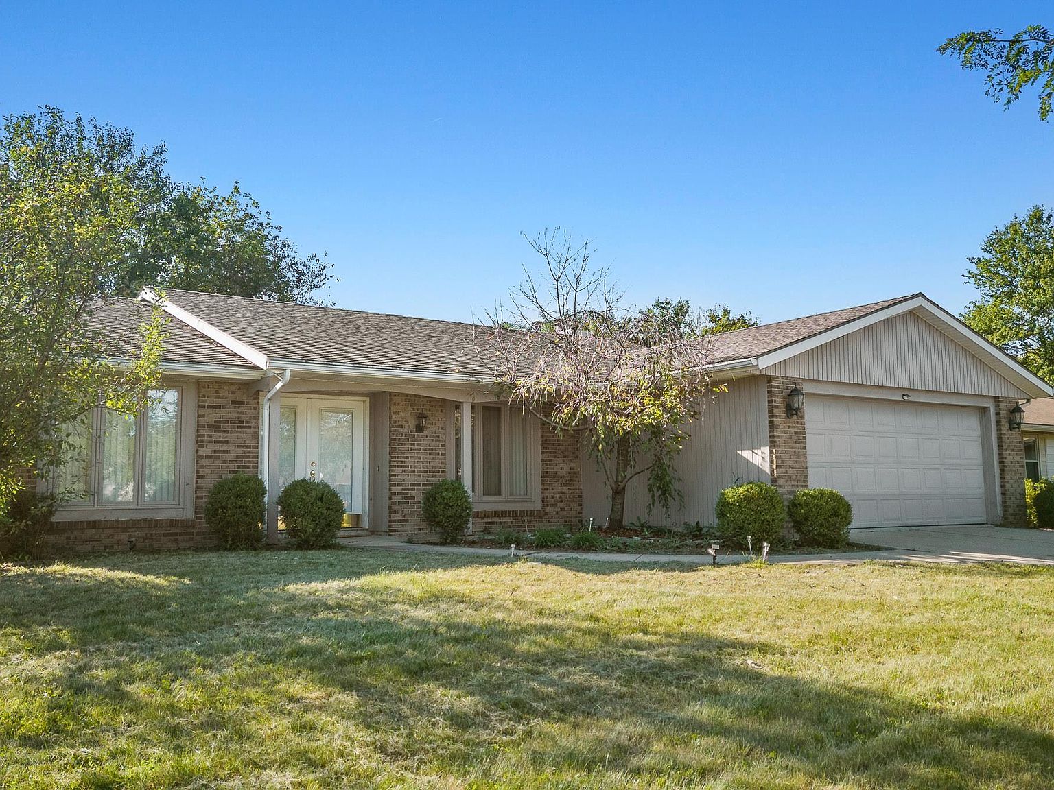 4126 Winterfield Run, Fort Wayne, IN 46804 | Zillow