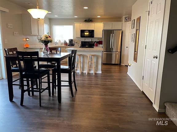 1745 SW Levant Way, Mountain Home, ID 83647 | Zillow