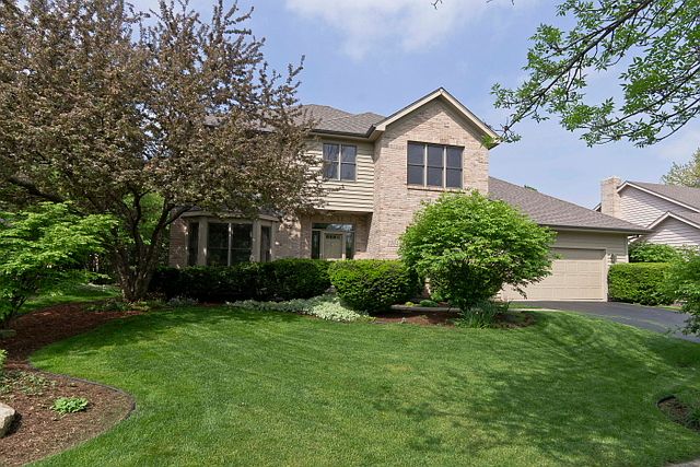 1364 E Saxon Ln, Naperville, IL 60564 | Zillow