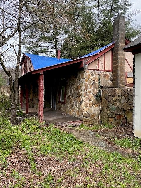 35 Red Star Church Rd, Glen Jean, WV 25846 | Zillow