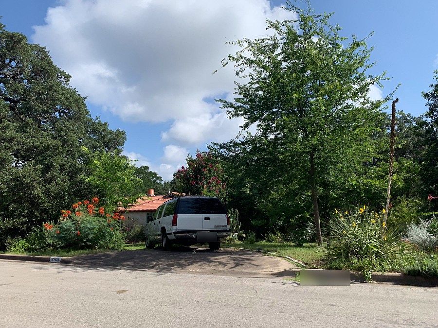 2708 Pegram Ave, Austin, TX 78757 | Zillow