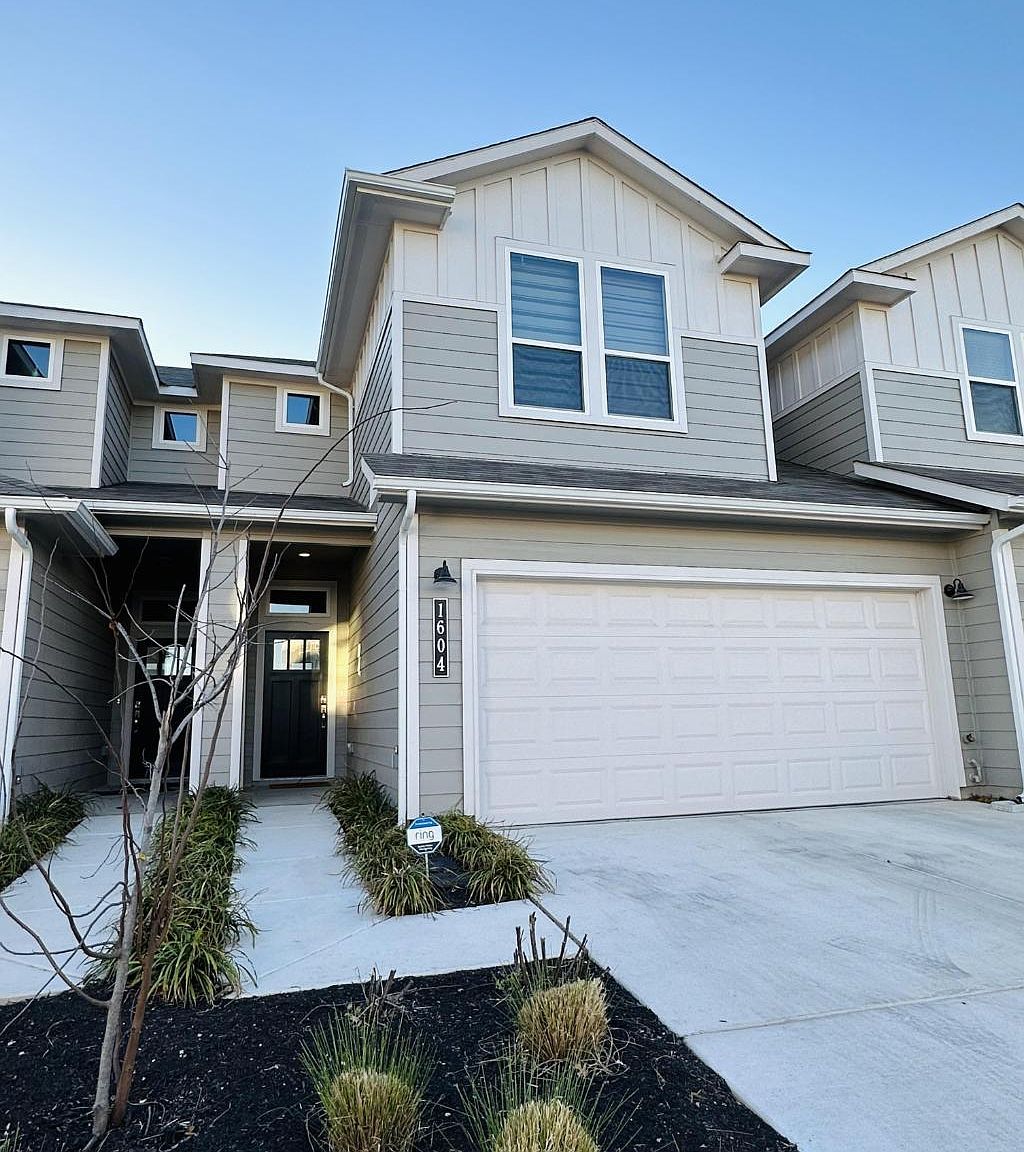 1604 Roseburg Dr #3, Austin, TX 78754 | Zillow