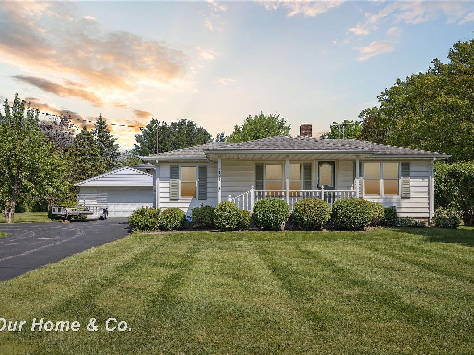 2121 S Genesee Rd, Burton, MI 48519 | Zillow