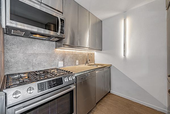 170 West 76th Street #PH3 in Upper West Side, Manhattan | StreetEasy