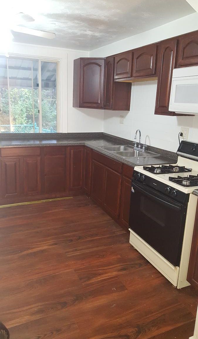 2203 Lincoln Ave, Clairton, PA 15025 | Zillow