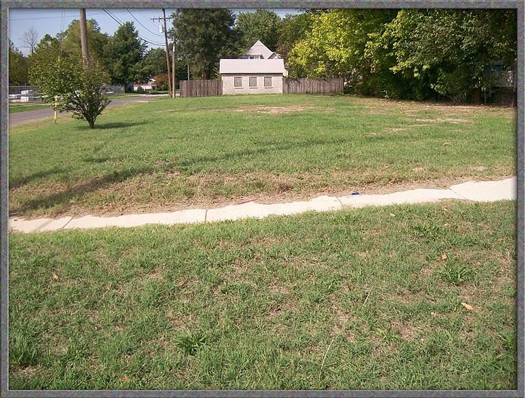 1331 W Chase St, Springfield, MO 65803 | Zillow